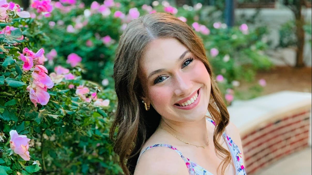 Addison Wood Wins Young Entrepreneur Scholarship